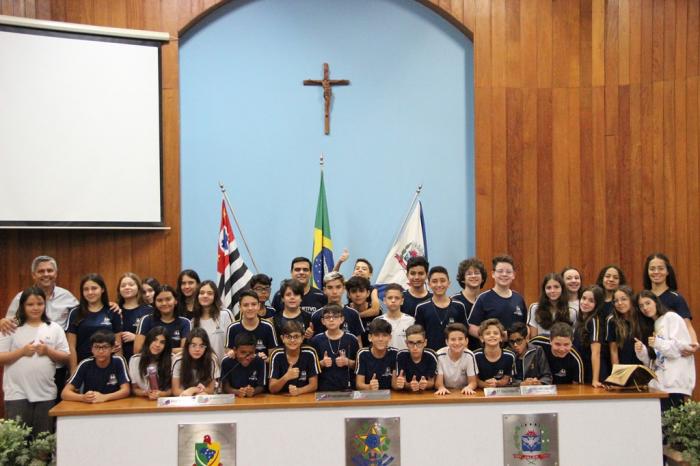 Jales - Alunos do Colégio Objetivo visitam Câmara Municipal de Jales ... Jales - Alunos do Colégio Objetivo visitam Câmara Municipal de Jales ...